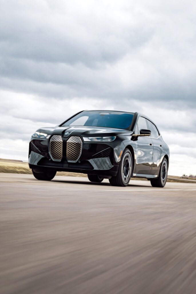 Hvad er afgiften på BMW iX? - QuickImport.dk